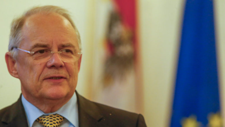 Ein Leben für die Republik mit Manfred Matzka – Demokratie21.at